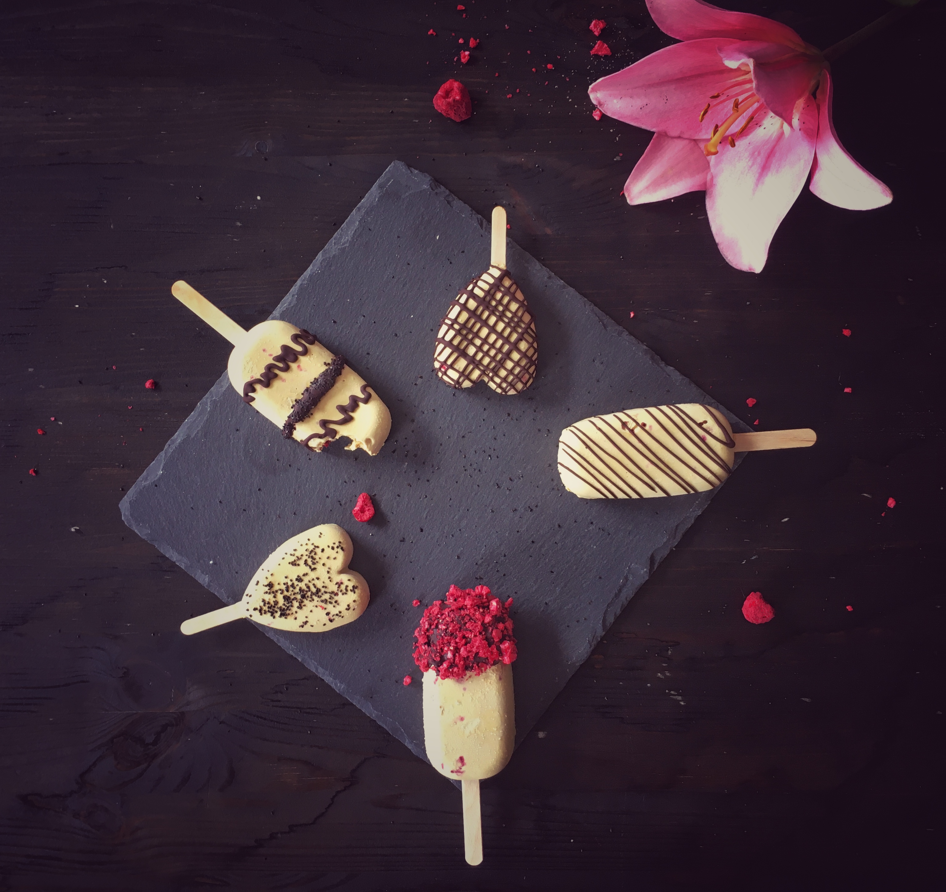 Licorice meets raspberry ~ AnnemetteEngell